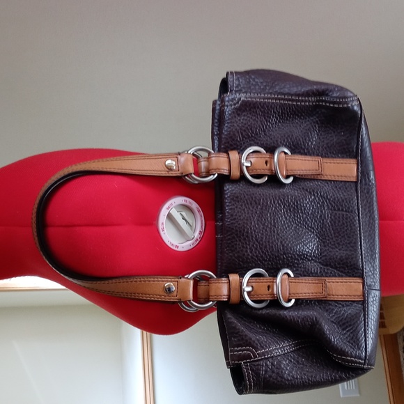 Coach | Bags | Preowned Coach Brown Leather Bag D882f2334 | Poshmark